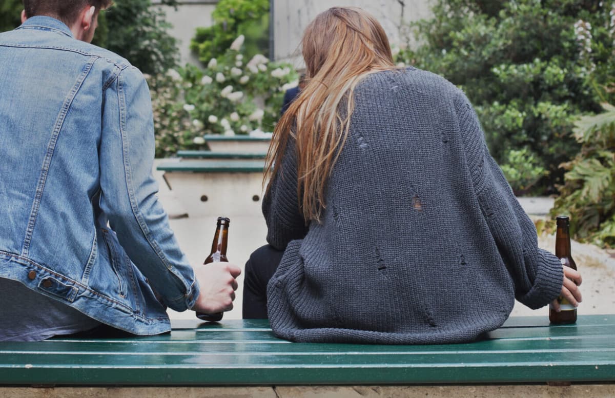 How Alcohol Affects Women Differently Than Men – Key Differences