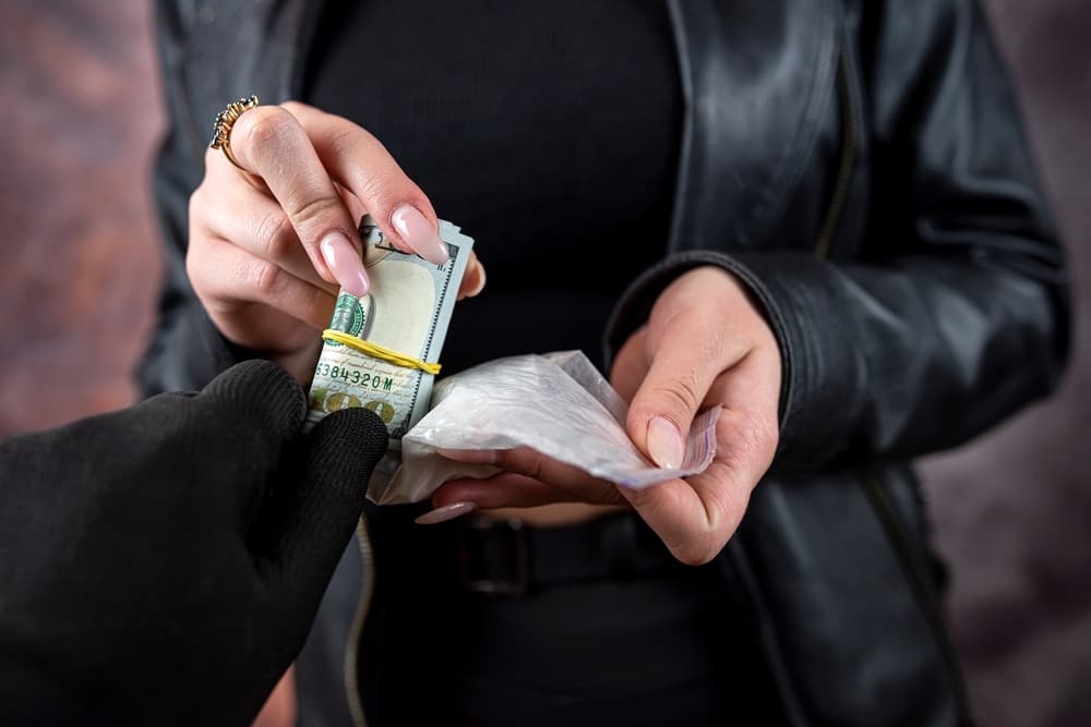 How Much Does Heroin Cost? (The Street Prices) | Zinnia Health