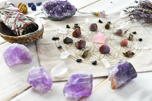 The Secrets of Crystals for Addiction: Alternative Holistic Recovery ...